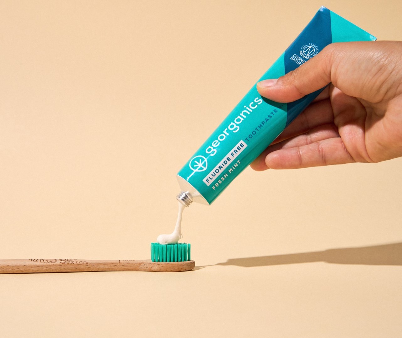 Georganics Pre-and probiotic toothpaste with hydroxyapatite - Fresh Mint